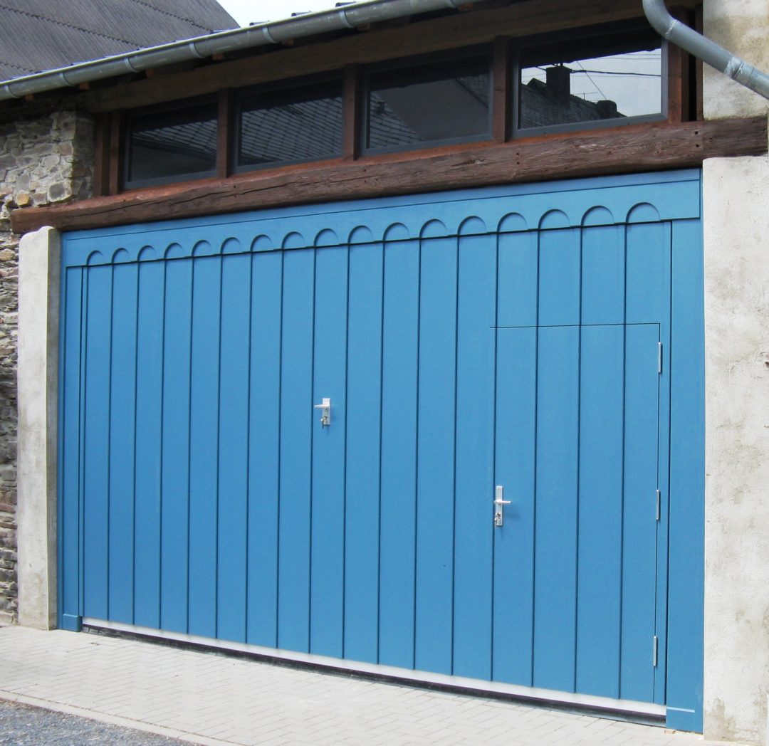 Schwingtor 60 | vogt-tore.de